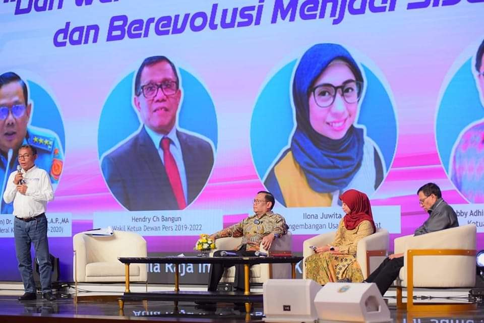 Aisyah Nur Ramadhani, Siswi MTsN Andalan, Juara MTQ Internasional ... Aisyah Nur Ramadhani, Siswi MTsN Andalan, Juara MTQ Internasional ...